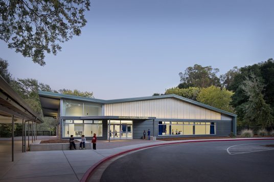 High-Performance Wall Systems: Daylight Solutions for Buildings | Kalwall