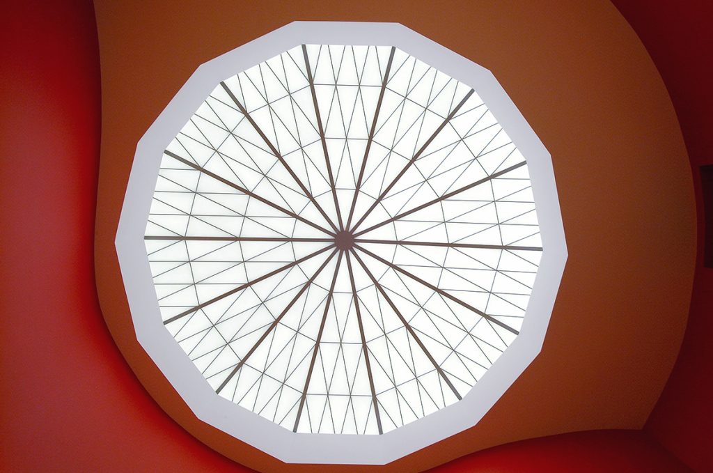 Geo-Roof Applications for Commercial Skylights | Kalwall